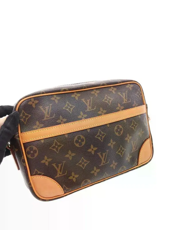 LOUIS VUITTON 2006 Monogram Trocadero 27 Crossbody Bag
