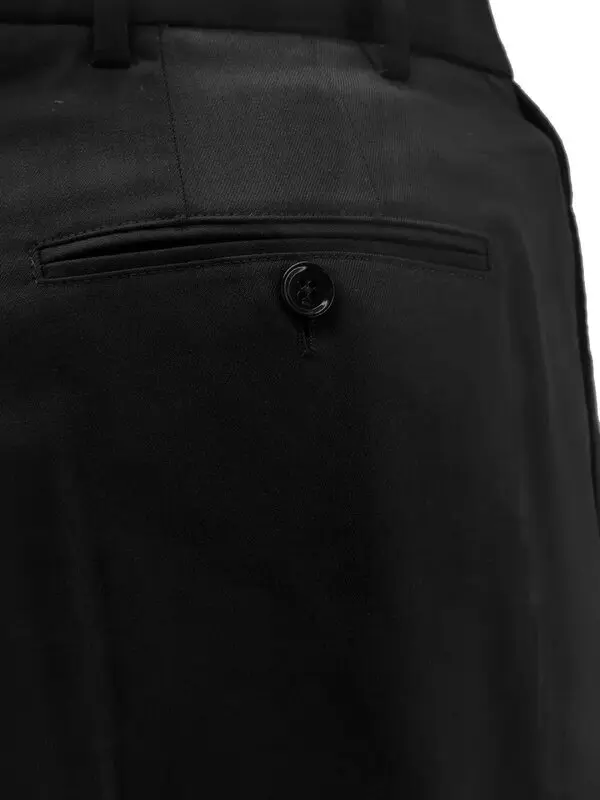 AMI Paris Pleated Tailored Shorts - Black