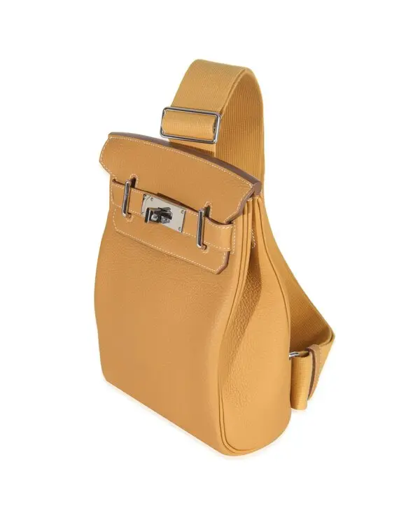 Hermès Hac A Dos Pm Leather Handbag - Brown