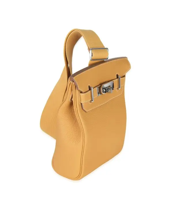 Hermès Hac A Dos Pm Leather Handbag - Brown
