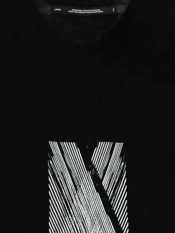 JULIUS Graphic-print T-shirt - Black
