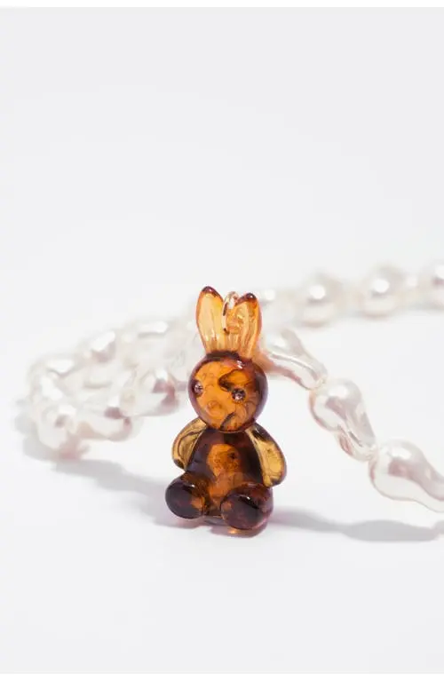 Bimba Y Lola Resin Rabbit And Pearl Necklace