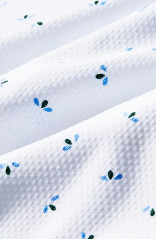 Mizzen+main Halyard Floral Print Short Sleeve Performance Button-up Shirt - White Split Floral