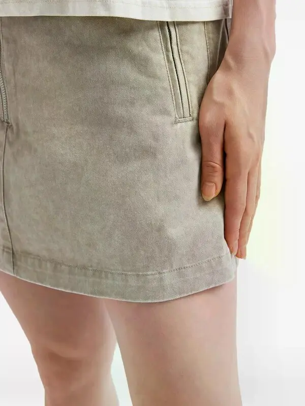 Izzue Logo-patch Shorts - Neutrals