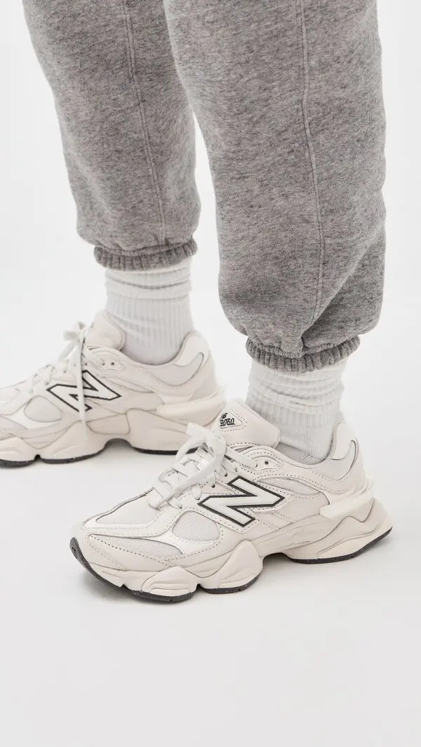 NEW BALANCE 9060 Sneakers - Grey/beige