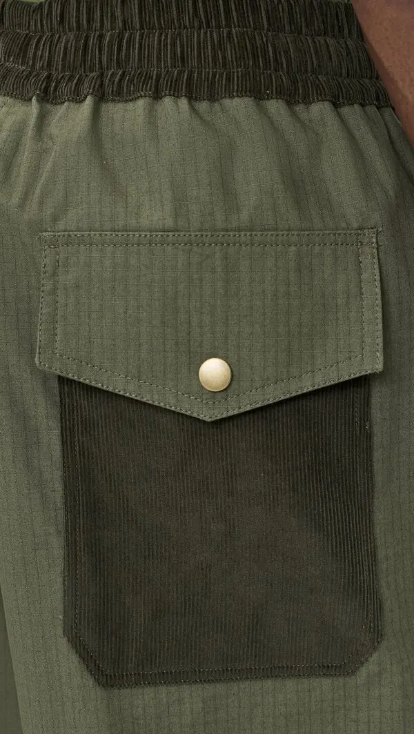 NICHOLAS DALEY Scout Shorts 5.5 - Olive