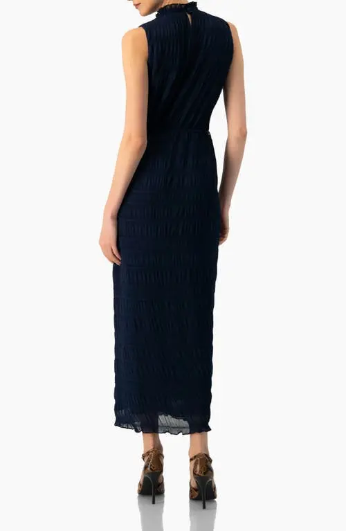 IVONNE Sleeveless Pleated Long Dress