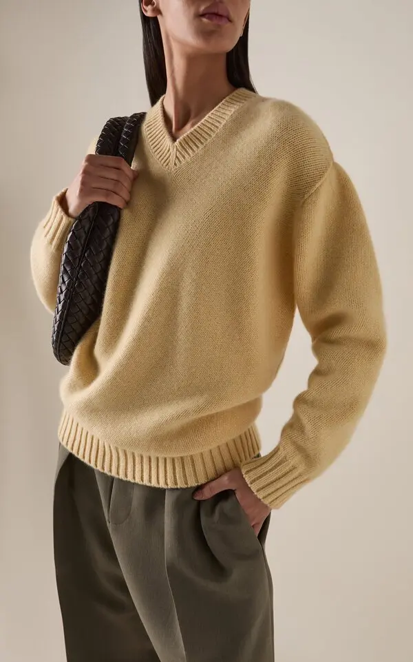 Bottega Veneta V-neck Cashmere Sweater - Yellow