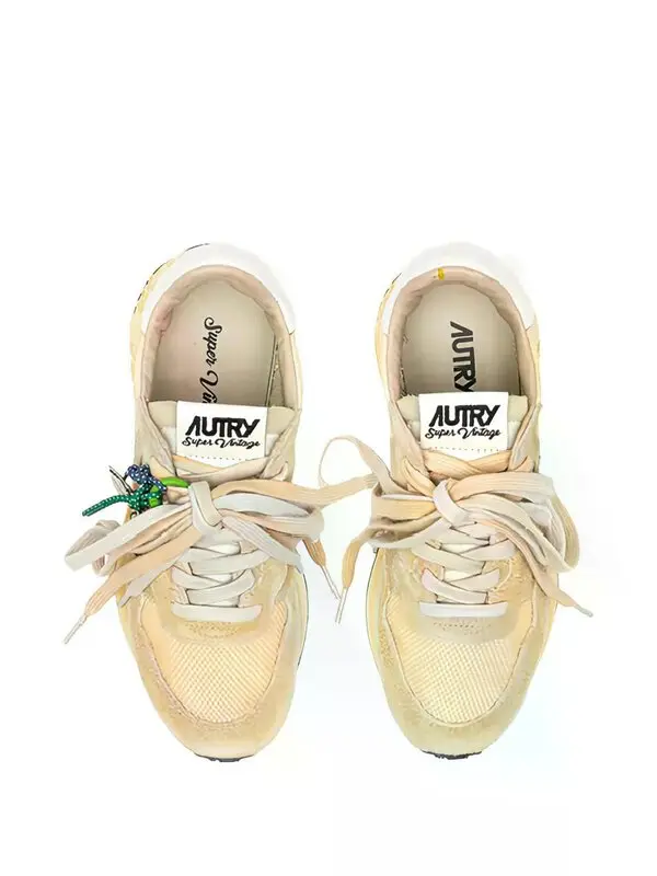 AUTRY Reelwind Super Vintage Charm Lace-up Sneakers - Neutrals