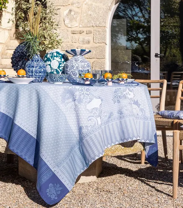 LE JACQUARD FRANÇAIS Coated Cotton Promenade Impériale Tablecloth
