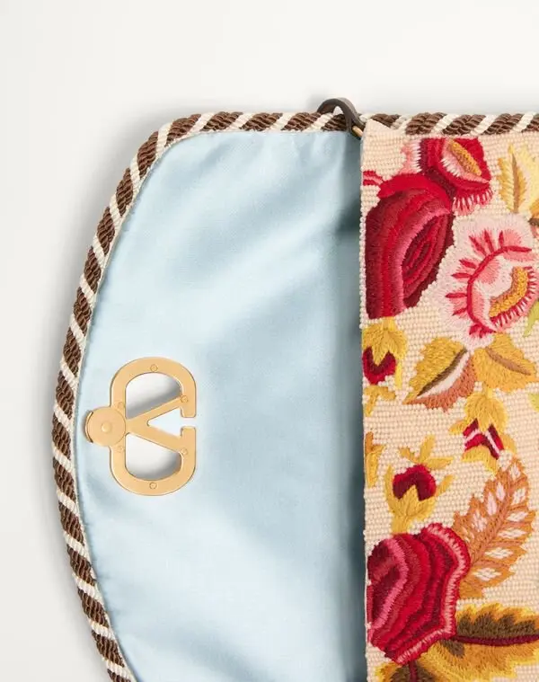 Valentino Garavani Devain Embroidered Shoulder Bag - Multicolour