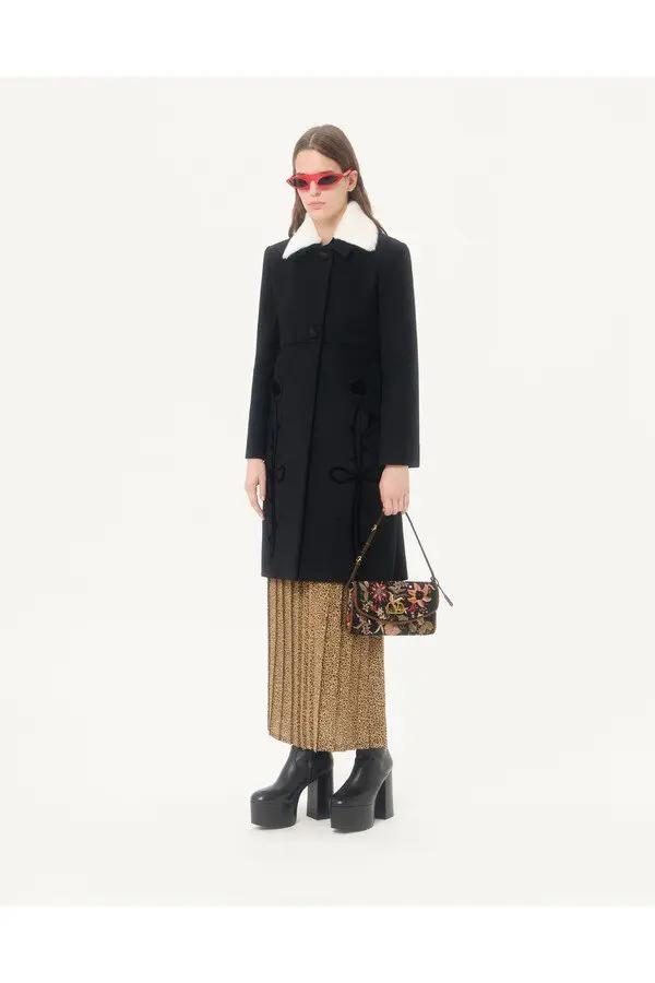 Valentino Garavani Devain Small Shoulder Bag - Black