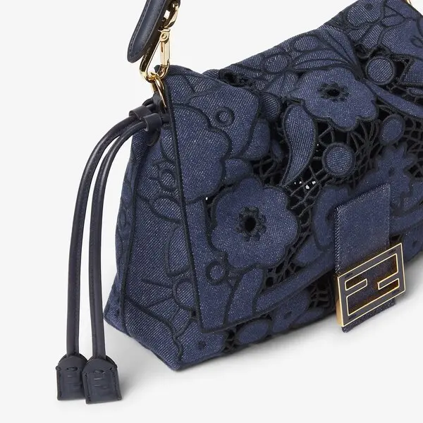 Fendi Mamma Baguette Medium