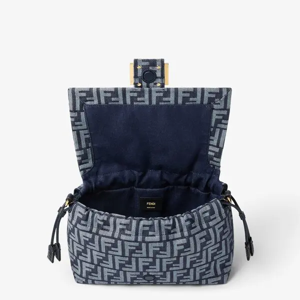 Fendi Mamma Baguette Medium