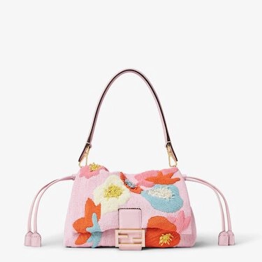 Fendi Mamma Baguette Medium