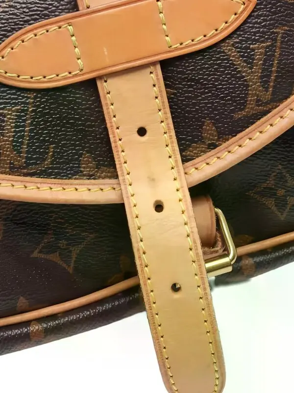 LOUIS VUITTON 2011 Saumur 30 Monogram Shoulder Bag