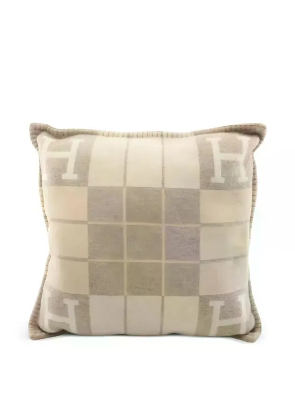 Hermès Avalon Iii Pm Coco Chamomile Cushion - Neutrals