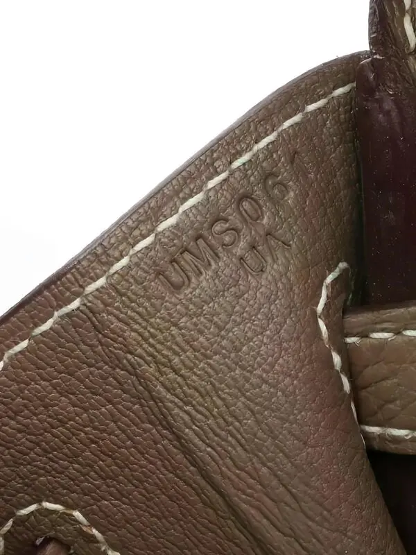 Hermès 2022 25 Birkin Tote Bag - Neutrals
