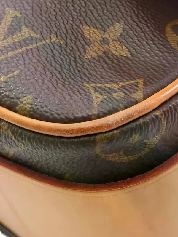 LOUIS VUITTON 1984 Cartesier Gm Monogram Shoulder Bag