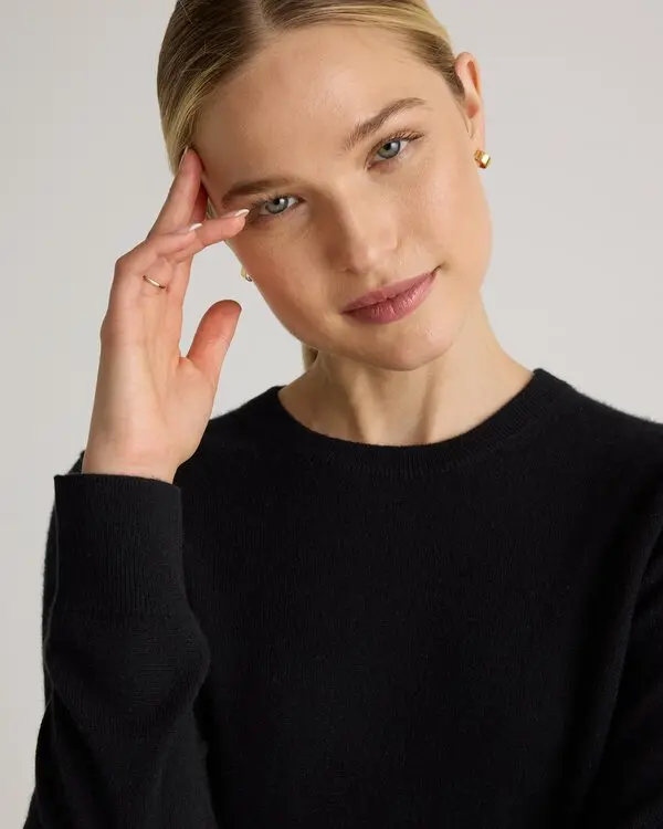 Quince The Classic Cashmere Crew - Black