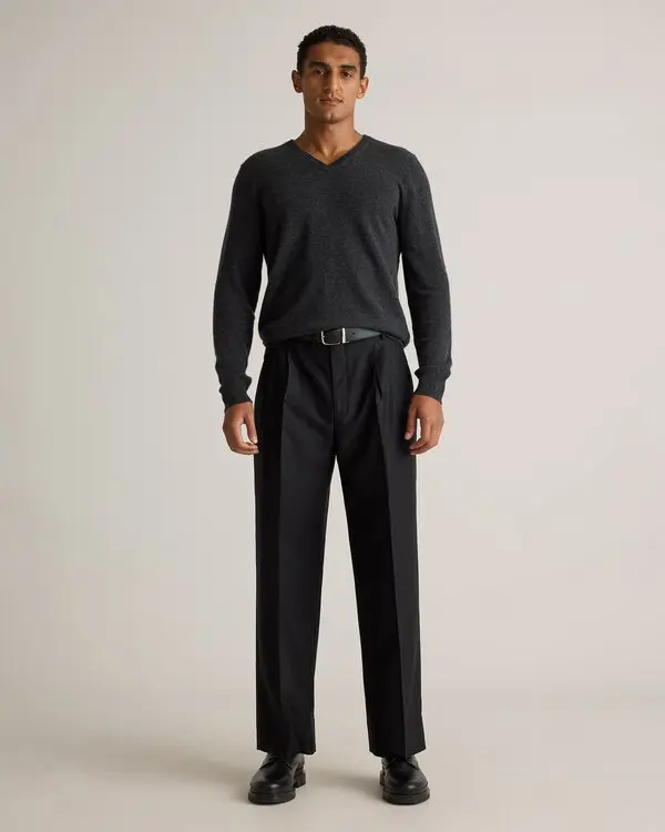 Quince Cashmere V-neck Sweater - Heather Charcoal