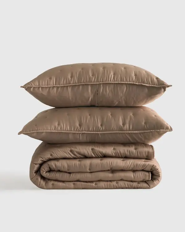 Quince European Linen Quilt - Walnut