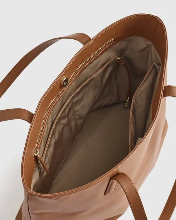 Quince Classic Italian Leather Tote Bag - Cognac