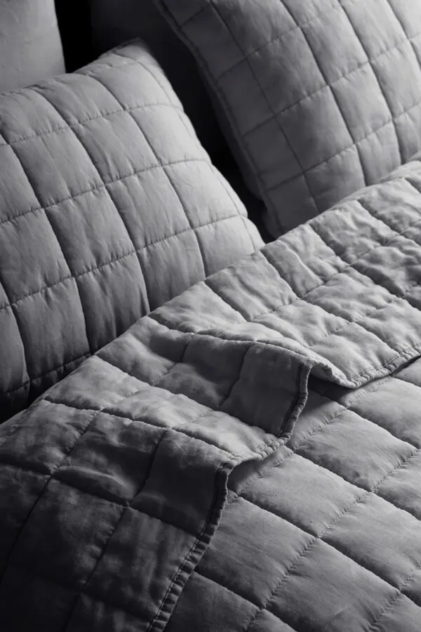 Quince European Linen Box Quilt Set, Size - Charcoal