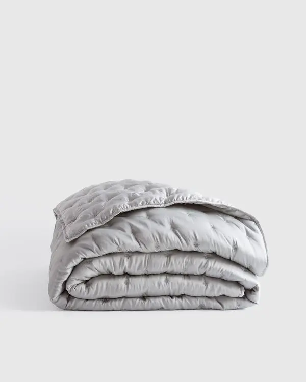 Quince Bamboo Dream Quilt - Light Grey