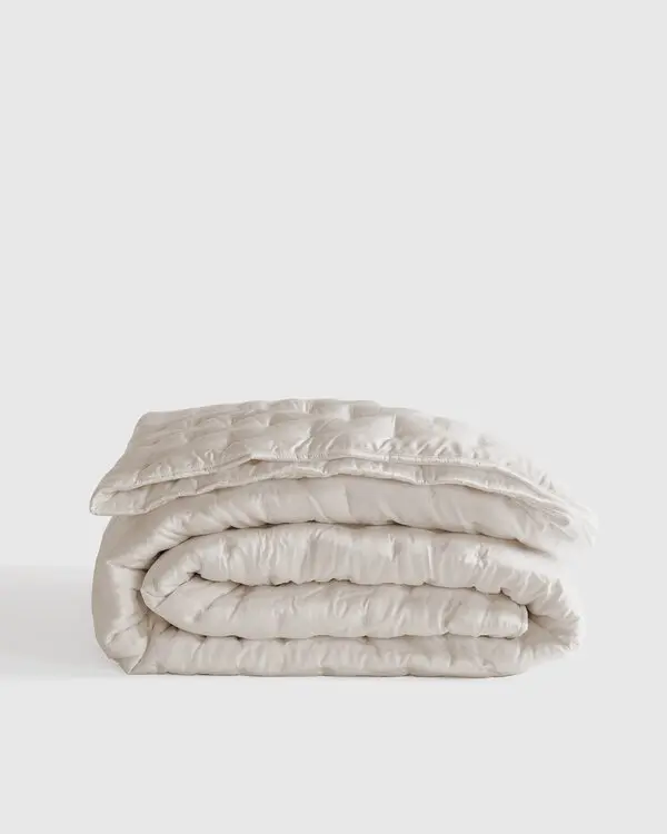 Quince Bamboo Dream Quilt - Sand