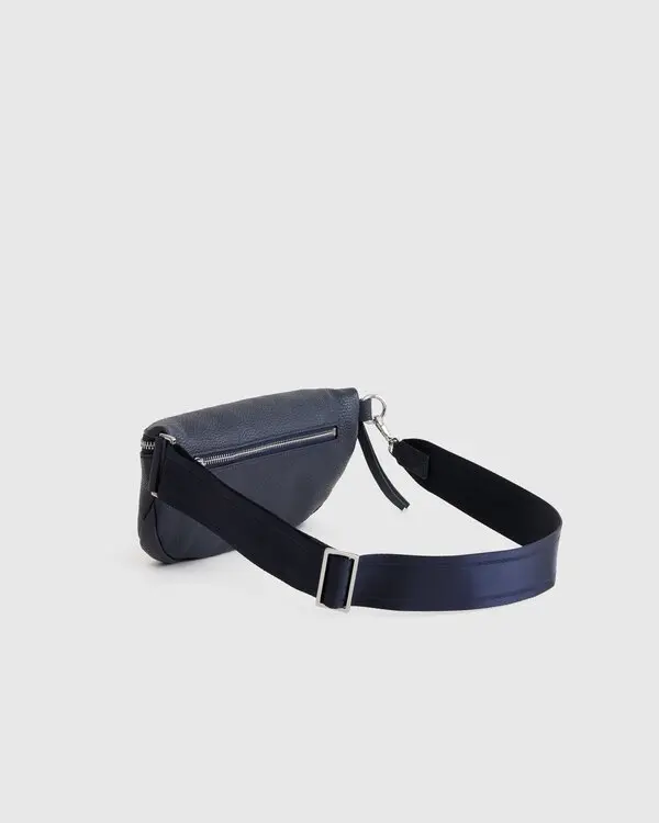 Quince Quinn Sling Bag - Navy