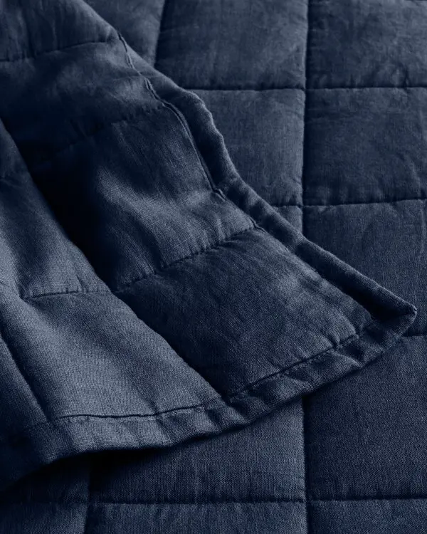 Quince European Linen Box Quilt, Size - Navy