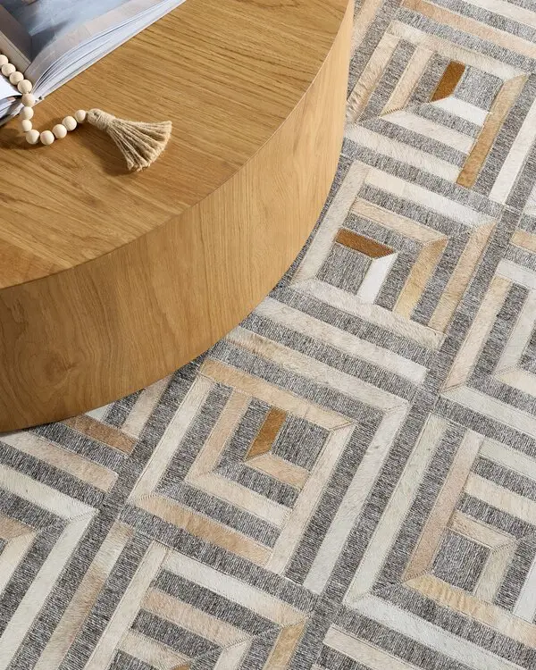 Quince Geometric Hair On Hide Rug - Natural