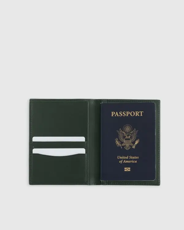Quince Nappa Leather Rfid Blocking Passport Holder - Dark Green