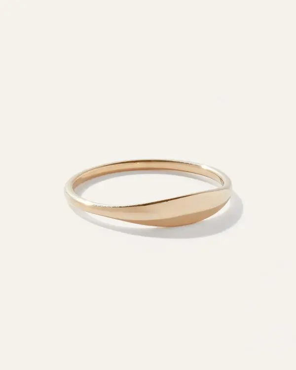 Quince 14k Gold Slim Signet Ring - Yellow Gold