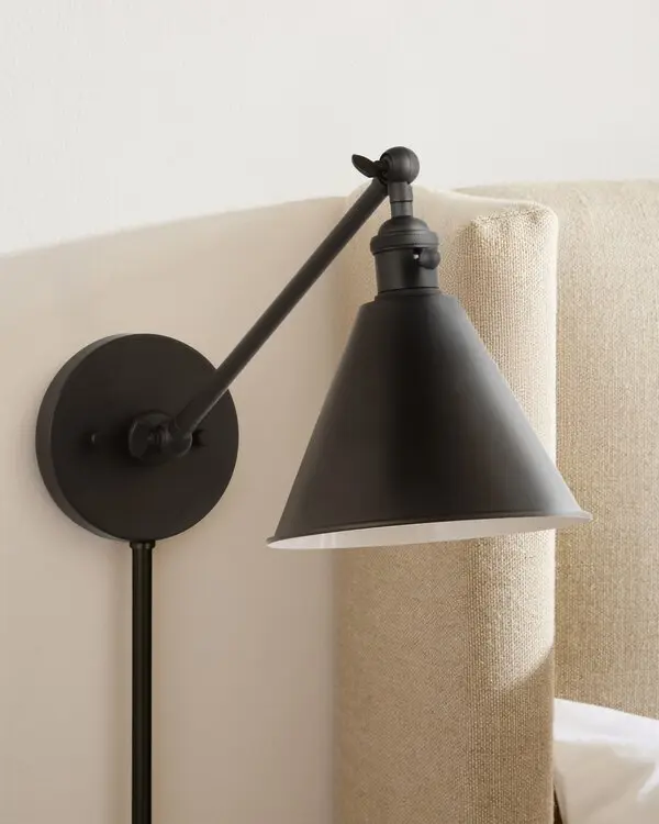 Quince Articulating Single Arm Steel Wall Sconce - Black