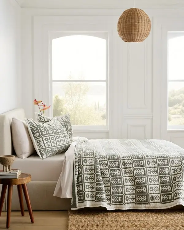 Quince Jacquard Floral Coverlet Set - Dried Sage