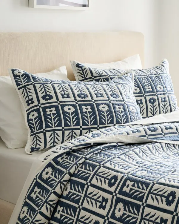 Quince Jacquard Floral Coverlet Set - Glacier Blue