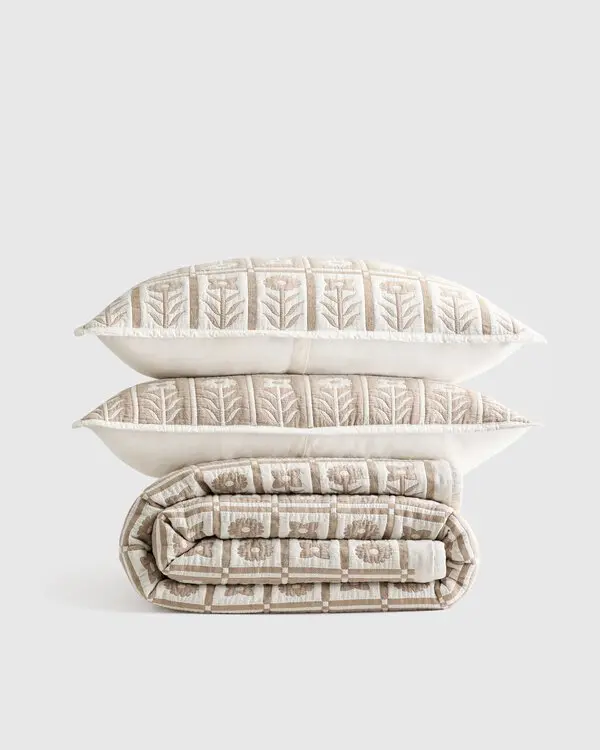 Quince Jacquard Floral Coverlet Set - Toffee