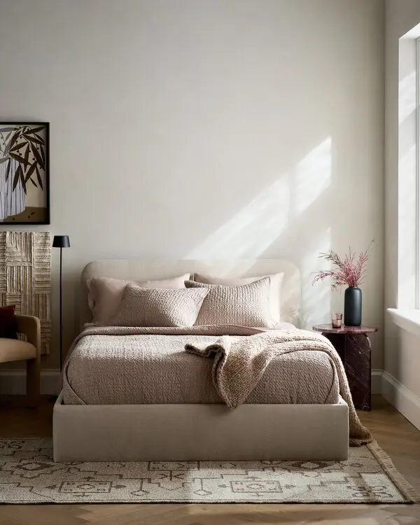 Quince Hand Stitched Quilt - Stone