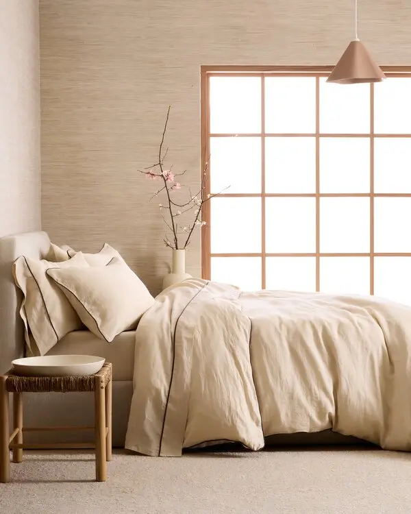 Quince Contrast Piped Wool Pillow Cover - Oat/espresso