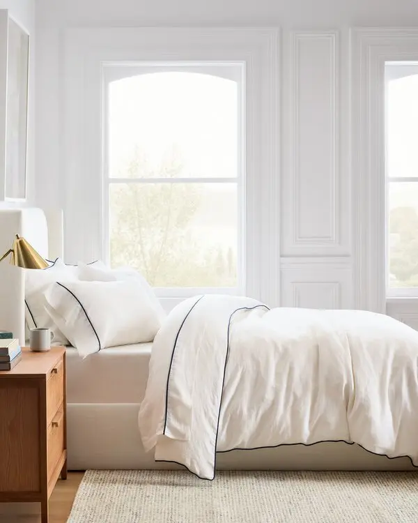 Quince European Linen Piped Duvet Cover Set - White/navy