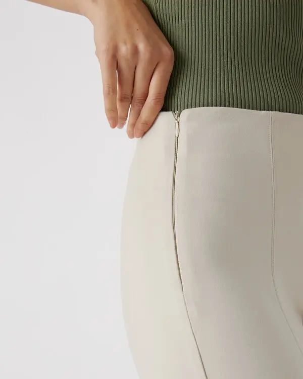 Quince Ultra-stretch Ponte Pintuck Ankle Pants - Ecru