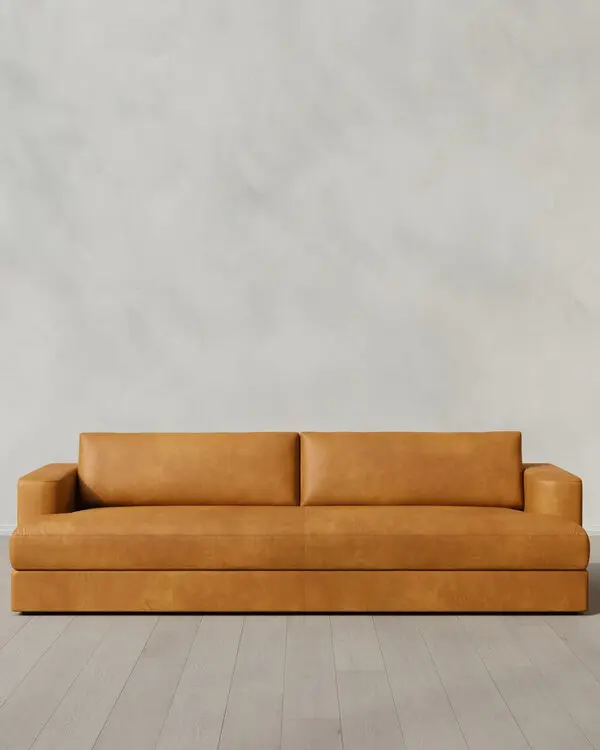 Quince Sierra Curved Arm Leather Sofa - Scotch