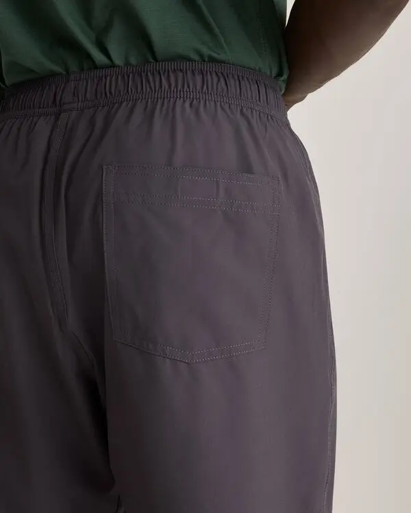Quince Performance Tech 7.5" Shorts - Charcoal