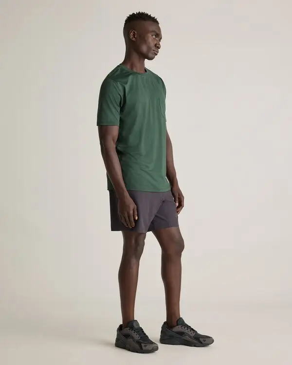 Quince Performance Tech 7.5" Shorts - Charcoal