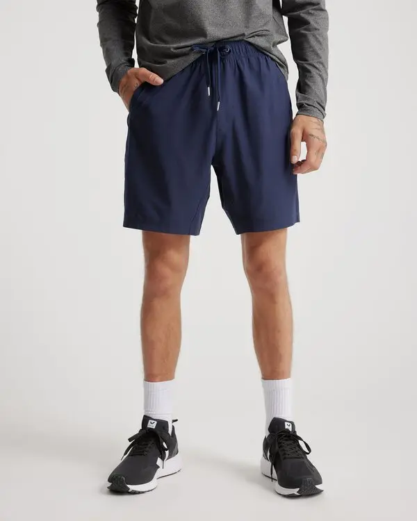 Quince Performance Tech 7.5" Shorts - Navy