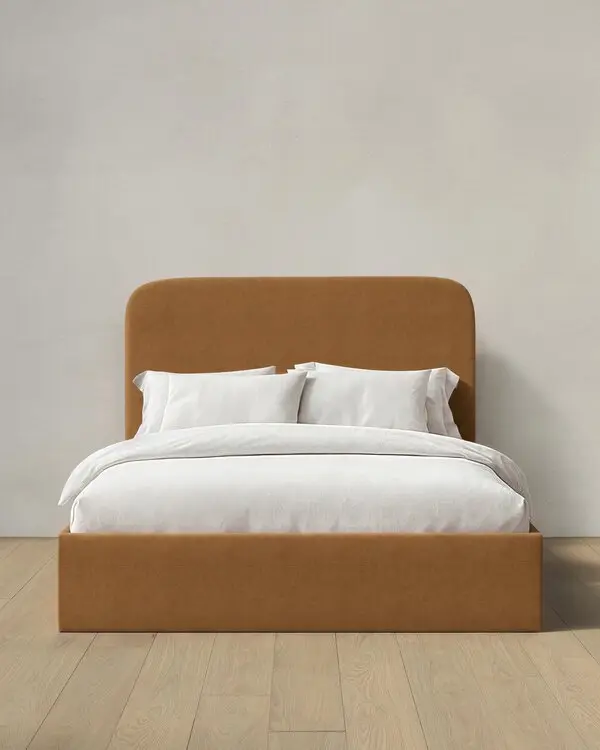 Quince Curved Bed In Performance Linen - Deep Amber