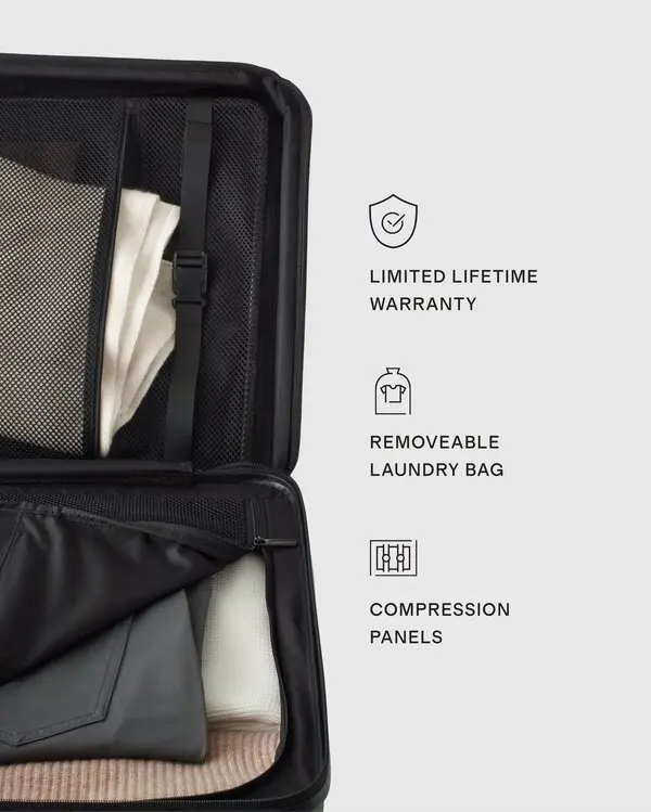 Quince Expandable Large Check-in Suitcase - Dark Green