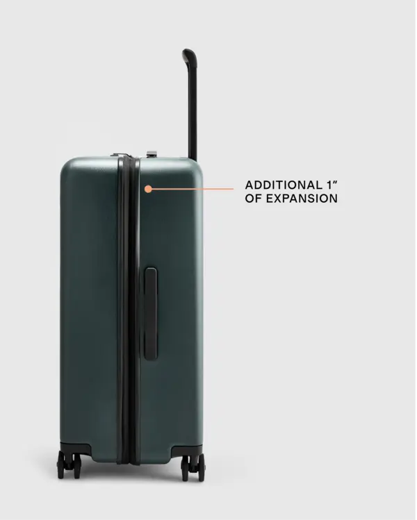 Quince Expandable Large Check-in Suitcase - Dark Green